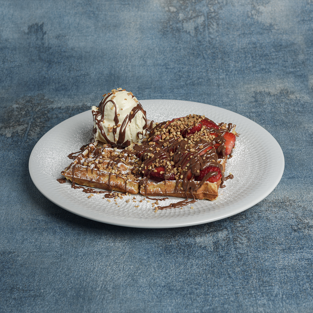 Waffle Nutella Morangos - O Gato Comeu-te a Língua - Creparia ...